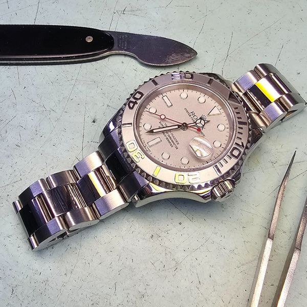 Unlocking the Truth: Are Rolex Watches Truly Waterproof? | Arnold Jewelers